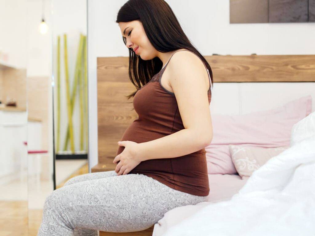 Signs of Piles in Females – Dr Azhar Alam